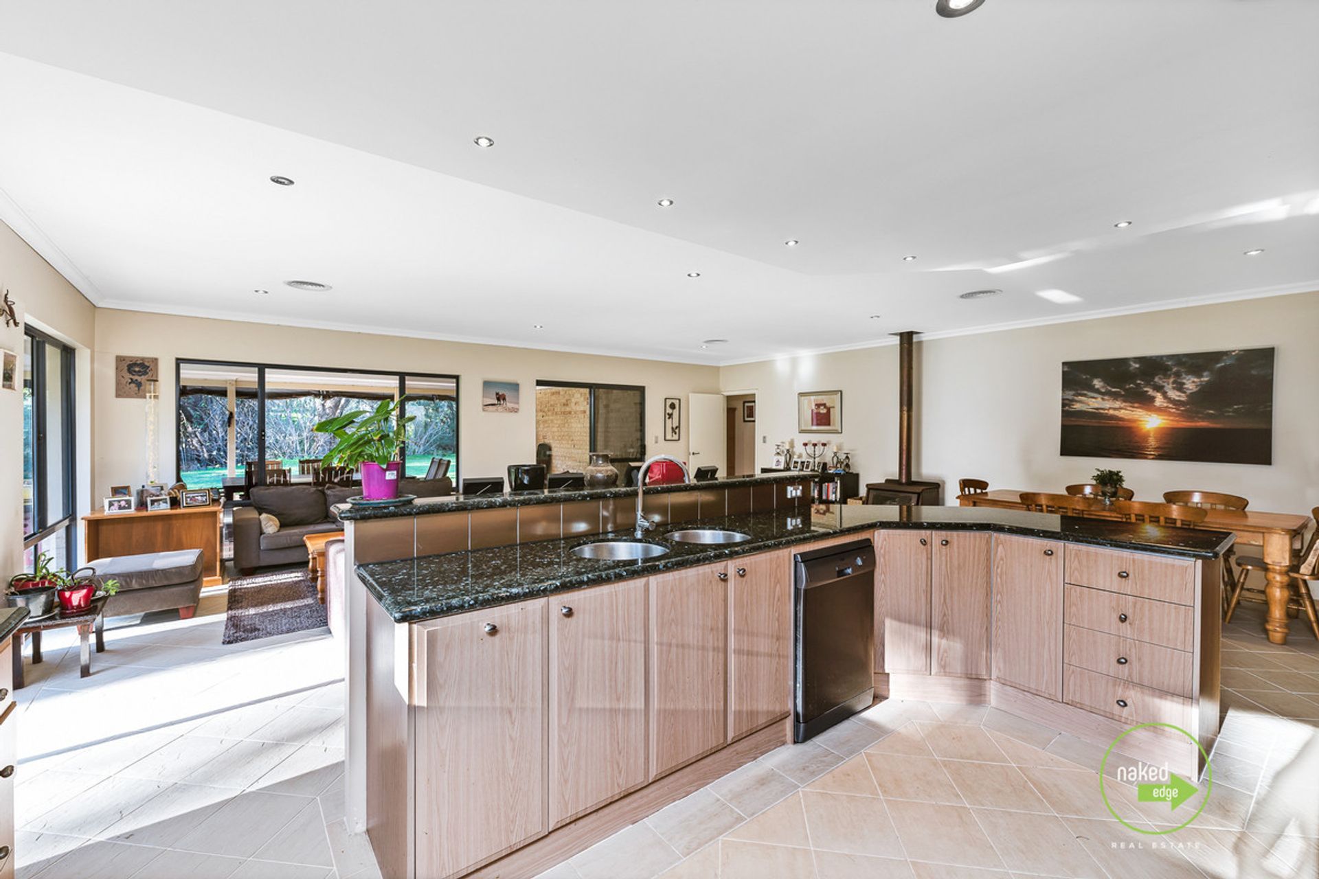 22 White Road Orange Grove WA 6109 - farmproperty.com.au